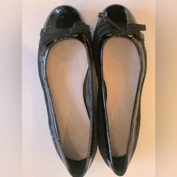 Talbots | Shoes | Nwot Talbots Black Ballet Flats With Bow And Patent ...